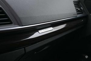 Grey Audi Q5 2018 in Kretinga, with an engine capacity of 1.98 L and mileage of 97 thousand km for 21999 €, photo 42 on AUTOMOTO.COM.LV