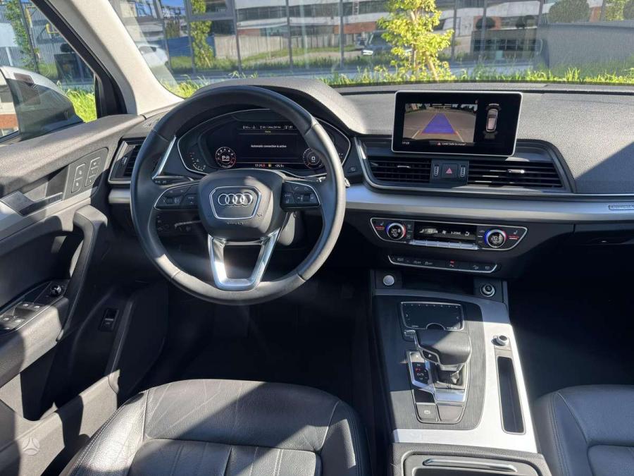 Grey Audi Q5 2018 in Panevezys, with an engine capacity of 1.98 L and mileage of 94 thousand km for 19900 €, photo 12 on AUTOMOTO.COM.LV