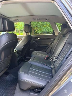 Grey Audi Q5 2018 in Vilnius, with an engine capacity of 1.98 L and mileage of 155 thousand km for 19990 €, photo 10 on AUTOMOTO.COM.LV