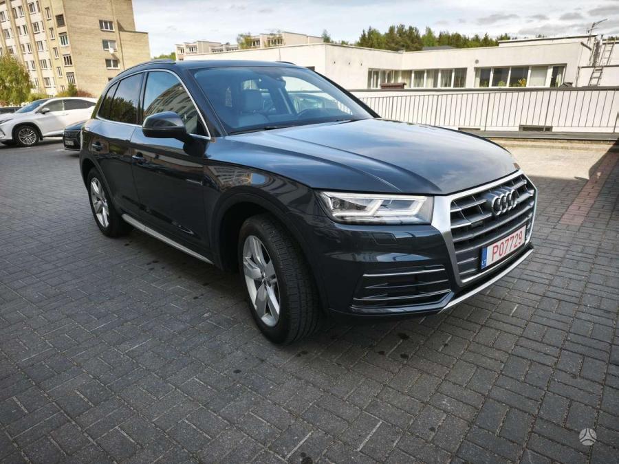 Grey Audi Q5 2018 in Vilnius, with an engine capacity of 1.98 L and mileage of 101 thousand km for 20700 €, photo 3 on AUTOMOTO.COM.LV