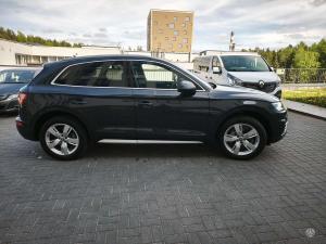 Grey Audi Q5 2018 in Vilnius, with an engine capacity of 1.98 L and mileage of 101 thousand km for 20700 €, photo 5 on AUTOMOTO.COM.LV