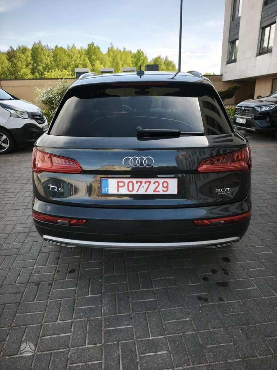 Grey Audi Q5 2018 in Vilnius, with an engine capacity of 1.98 L and mileage of 101 thousand km for 20700 €, photo 7 on AUTOMOTO.COM.LV