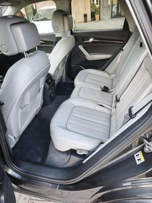 Grey Audi Q5 2018 in Vilnius, with an engine capacity of 1.98 L and mileage of 101 thousand km for 20700 €, photo 12 on AUTOMOTO.COM.LV