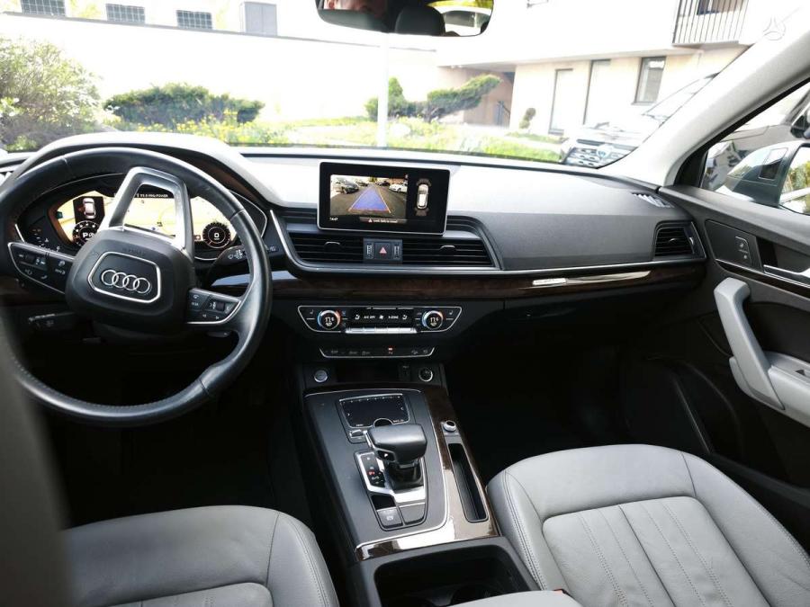 Grey Audi Q5 2018 in Vilnius, with an engine capacity of 1.98 L and mileage of 101 thousand km for 20700 €, photo 17 on AUTOMOTO.COM.LV