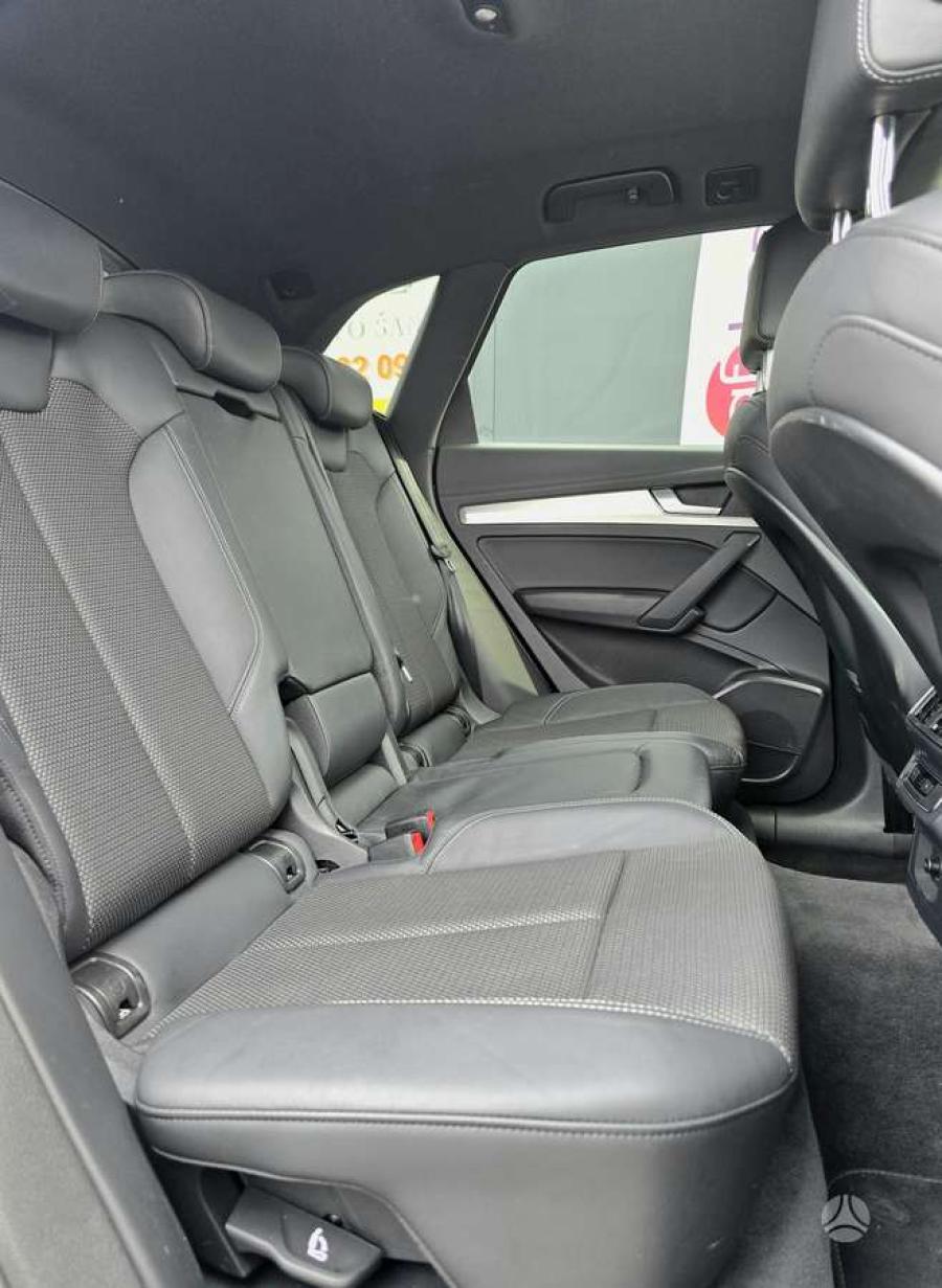 Grey Audi Q5 2018 in Taurage, with an engine capacity of 2.00 L and mileage of 392 thousand km for 14900 €, photo 25 on AUTOMOTO.COM.LV