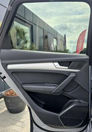Grey Audi Q5 2018 in Taurage, with an engine capacity of 2.00 L and mileage of 392 thousand km for 14900 €, photo 31 on AUTOMOTO.COM.LV