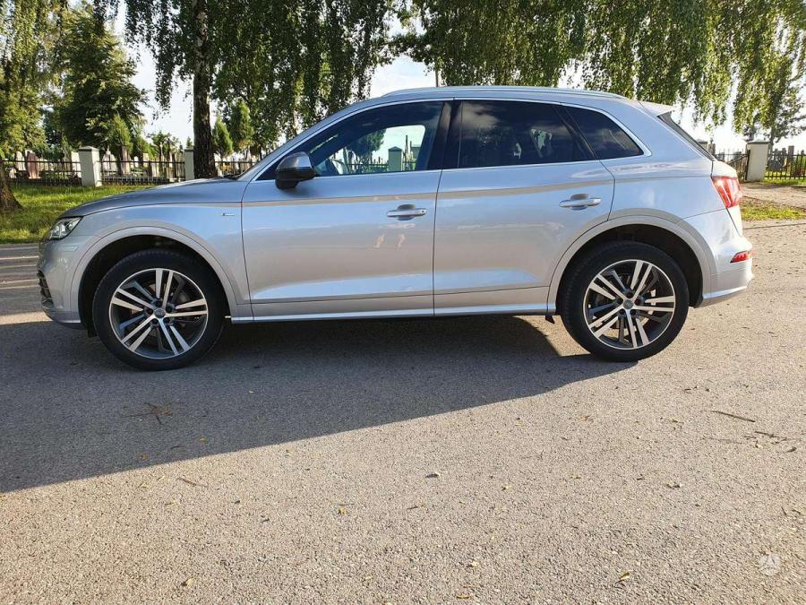 Grey Audi Q5 2018 in Kaunas, with an engine capacity of 1.98 L and mileage of 134 thousand km for 20800 €, photo 4 on AUTOMOTO.COM.LV