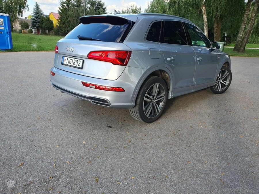 Grey Audi Q5 2018 in Kaunas, with an engine capacity of 1.98 L and mileage of 134 thousand km for 20800 €, photo 8 on AUTOMOTO.COM.LV