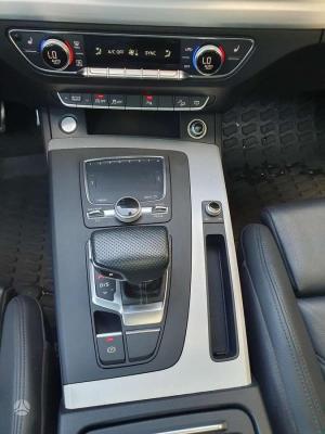 Grey Audi Q5 2018 in Kaunas, with an engine capacity of 1.98 L and mileage of 134 thousand km for 20800 €, photo 16 on AUTOMOTO.COM.LV