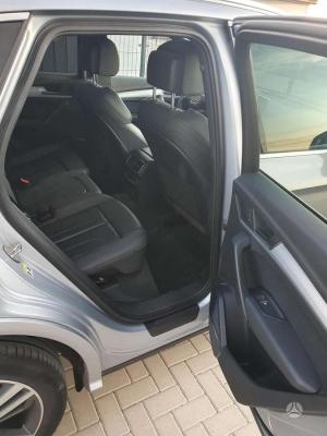 Grey Audi Q5 2018 in Kaunas, with an engine capacity of 1.98 L and mileage of 134 thousand km for 20800 €, photo 19 on AUTOMOTO.COM.LV