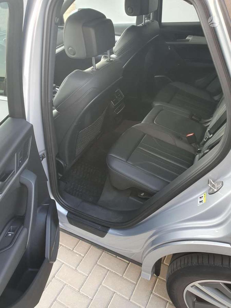 Grey Audi Q5 2018 in Kaunas, with an engine capacity of 1.98 L and mileage of 134 thousand km for 20800 €, photo 20 on AUTOMOTO.COM.LV