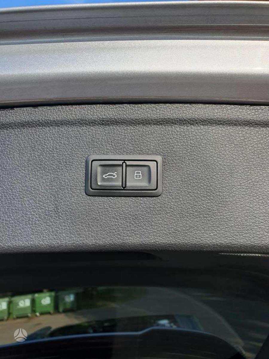 Grey Audi Q5 2018 in Kaunas, with an engine capacity of 1.98 L and mileage of 134 thousand km for 20800 €, photo 22 on AUTOMOTO.COM.LV