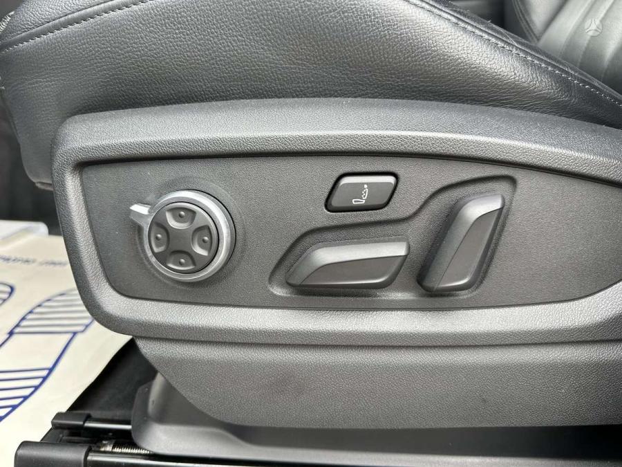 Pelēks Audi Q5 2018 Tauragė, ar dzinēja tilpumu 2.97 L un nobraukumu 195 tūkst. km par 20000 €, foto 16 vietnē AUTOMOTO.COM.LV