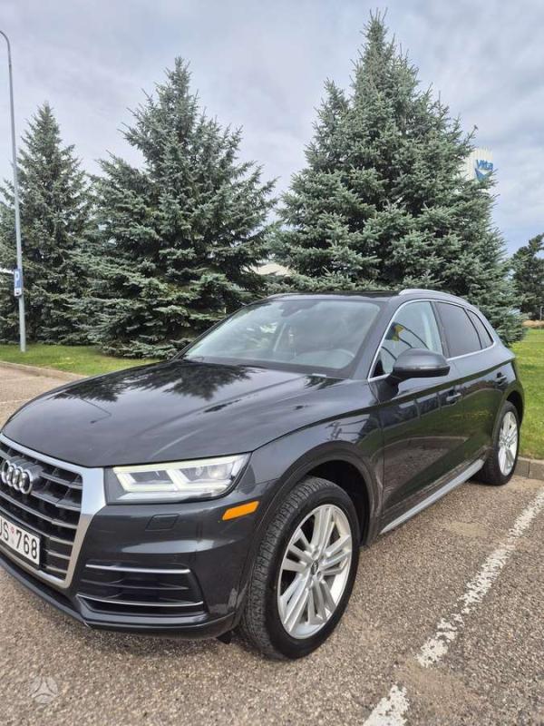 Pelēks Audi Q5 2018 Alīta, ar dzinēja tilpumu 1.98 L un nobraukumu 162 tūkst. km par 21900 €, foto 2 vietnē AUTOMOTO.COM.LV