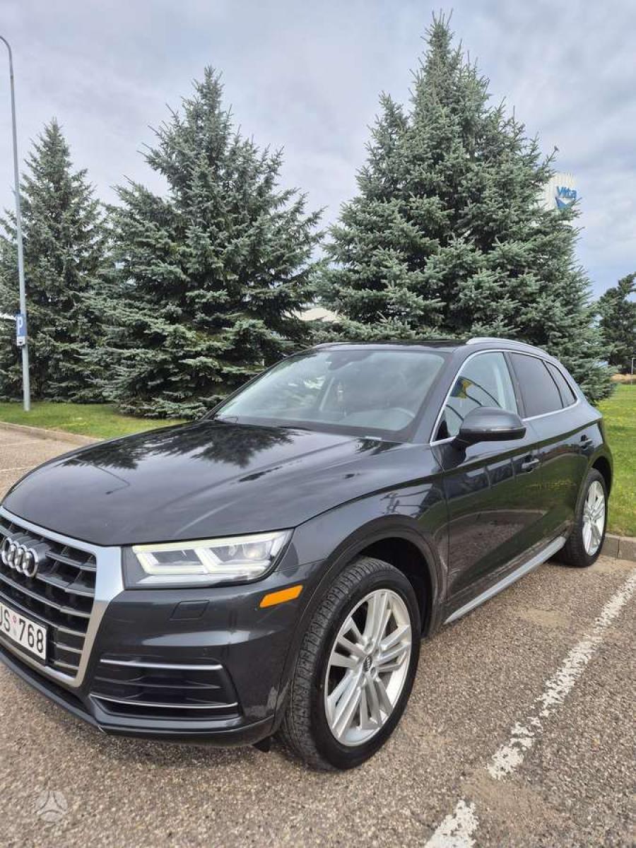 Grey Audi Q5 2018 in Alytus, with an engine capacity of 1.98 L and mileage of 162 thousand km for 21900 €, photo 3 on AUTOMOTO.COM.LV
