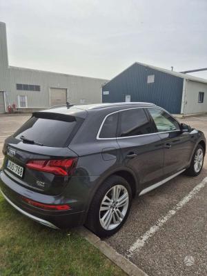 Grey Audi Q5 2018 in Alytus, with an engine capacity of 1.98 L and mileage of 162 thousand km for 21900 €, photo 4 on AUTOMOTO.COM.LV
