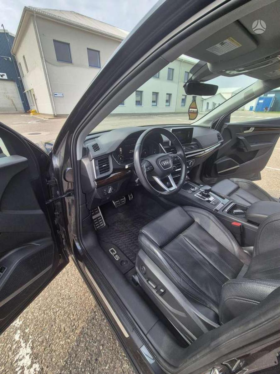 Grey Audi Q5 2018 in Alytus, with an engine capacity of 1.98 L and mileage of 162 thousand km for 21900 €, photo 11 on AUTOMOTO.COM.LV