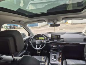 Grey Audi Q5 2018 in Alytus, with an engine capacity of 1.98 L and mileage of 162 thousand km for 21900 €, photo 15 on AUTOMOTO.COM.LV