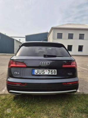 Grey Audi Q5 2018 in Alytus, with an engine capacity of 1.98 L and mileage of 162 thousand km for 21900 €, photo 17 on AUTOMOTO.COM.LV