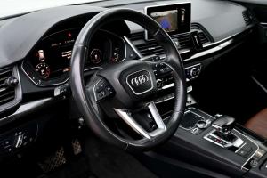 Pelēks Audi Q5 2018 Kretinga, ar dzinēja tilpumu 1.98 L un nobraukumu 97 tūkst. km par 20999 €, foto 24 vietnē AUTOMOTO.COM.LV