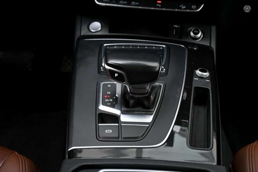 Pelēks Audi Q5 2018 Kretinga, ar dzinēja tilpumu 1.98 L un nobraukumu 97 tūkst. km par 20999 €, foto 35 vietnē AUTOMOTO.COM.LV