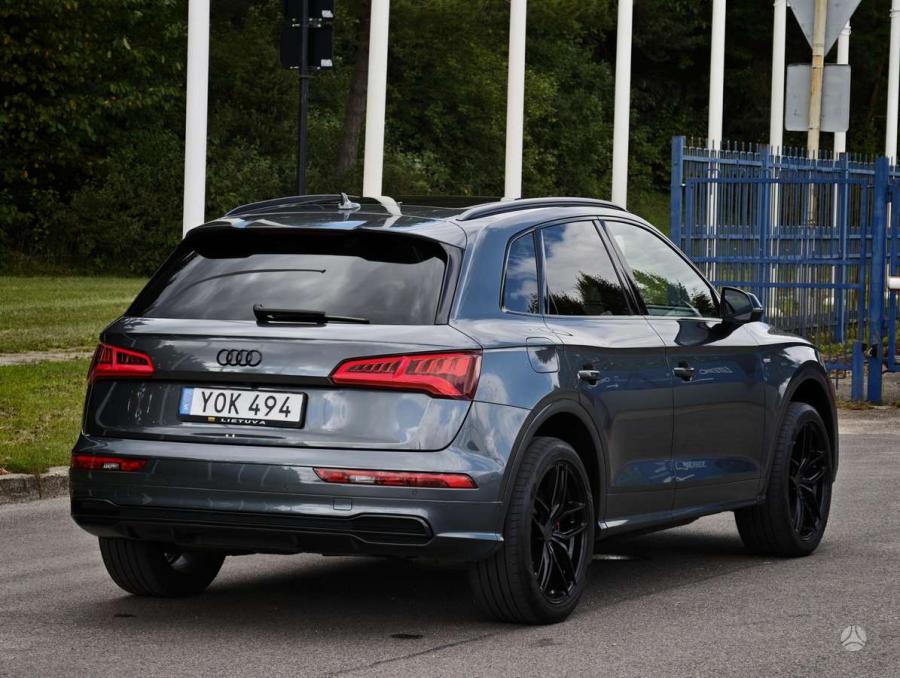 Pelēks Audi Q5 2018 Viļņa, ar dzinēja tilpumu 1.98 L un nobraukumu 221 tūkst. km par 25400 €, foto 12 vietnē AUTOMOTO.COM.LV