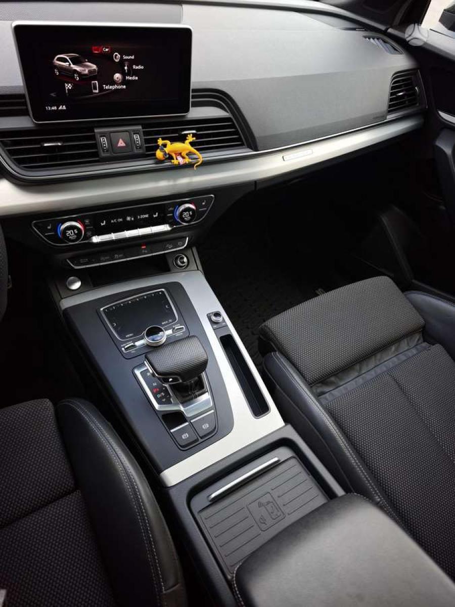 Pelēks Audi Q5 2018 Viļņa, ar dzinēja tilpumu 1.98 L un nobraukumu 221 tūkst. km par 25400 €, foto 23 vietnē AUTOMOTO.COM.LV