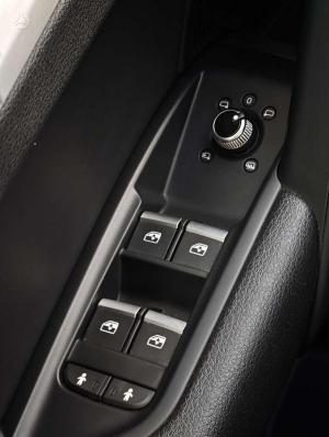 Pelēks Audi Q5 2018 Viļņa, ar dzinēja tilpumu 1.98 L un nobraukumu 221 tūkst. km par 25400 €, foto 30 vietnē AUTOMOTO.COM.LV