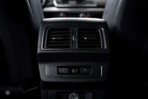 Pelēks Audi Q5 2018 Elektrėnai, ar dzinēja tilpumu 2.00 L un nobraukumu 195 tūkst. km par 20900 €, foto 22 vietnē AUTOMOTO.COM.LV