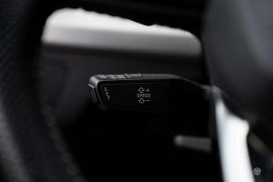 Pelēks Audi Q5 2018 Elektrėnai, ar dzinēja tilpumu 2.00 L un nobraukumu 195 tūkst. km par 20900 €, foto 32 vietnē AUTOMOTO.COM.LV