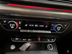 Pelēks Audi Q5 2018 Kauņa, ar dzinēja tilpumu 2.97 L un nobraukumu 279 tūkst. km par 18500 €, foto 10 vietnē AUTOMOTO.COM.LV