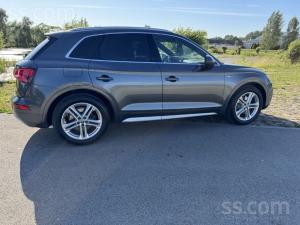 Grey Audi Q5 2019 in Liepaja, with an engine capacity of 2.00 L and mileage of 106 thousand km for 28500 €, photo 2 on AUTOMOTO.COM.LV