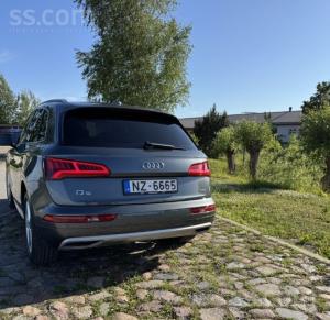 Grey Audi Q5 2019 in Liepaja, with an engine capacity of 2.00 L and mileage of 106 thousand km for 28500 €, photo 3 on AUTOMOTO.COM.LV