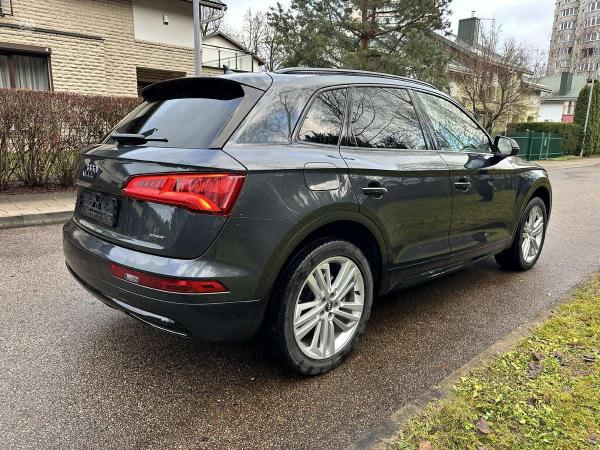 Grey Audi Q5 2019 in Vilnius, with an engine capacity of 1.98 L and mileage of 63 thousand km for 24999 €, photo 4 on AUTOMOTO.COM.LV