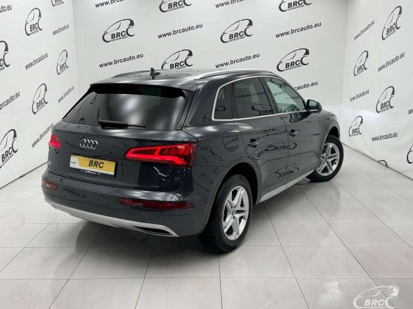Grey Audi Q5 2019 in Vilnius, with an engine capacity of 1.98 L and mileage of 114 thousand km for 19500 €, photo 3 on AUTOMOTO.COM.LV