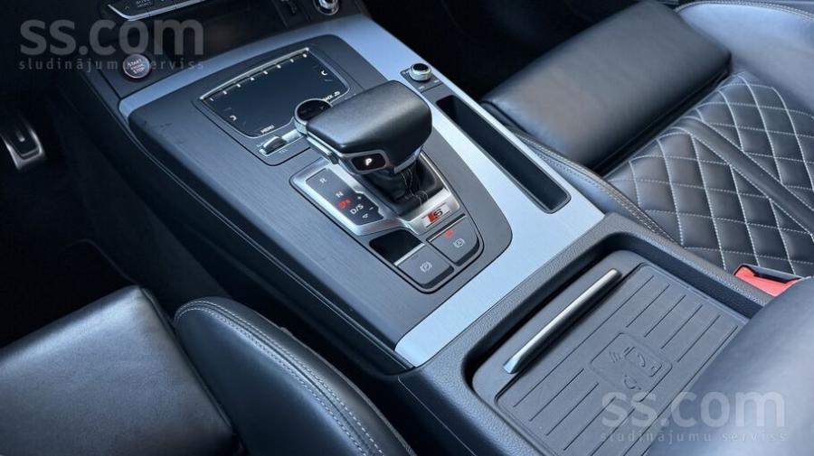 Pelēks Audi Q5 2019 Rīga, ar dzinēja tilpumu 3.00 L un nobraukumu 178 tūkst. km par 33000 €, foto 17 vietnē AUTOMOTO.COM.LV