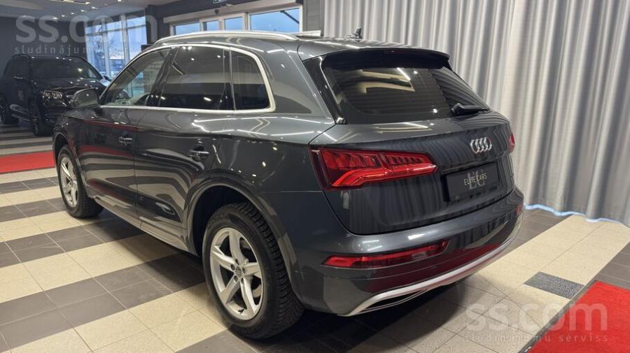 Grey Audi Q5 2019 in Riga, with an engine capacity of 2.00 L and mileage of 187 thousand km for 22990 €, photo 8 on AUTOMOTO.COM.LV