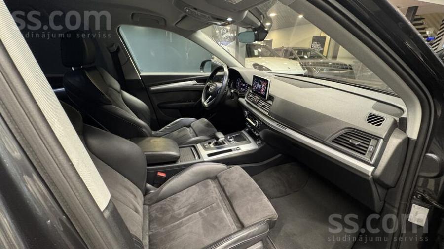 Grey Audi Q5 2019 in Riga, with an engine capacity of 2.00 L and mileage of 187 thousand km for 22990 €, photo 11 on AUTOMOTO.COM.LV