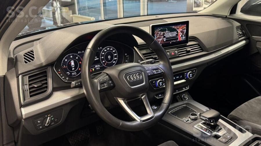 Grey Audi Q5 2019 in Riga, with an engine capacity of 2.00 L and mileage of 187 thousand km for 22990 €, photo 17 on AUTOMOTO.COM.LV