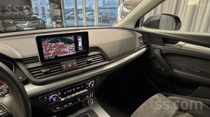 Grey Audi Q5 2019 in Riga, with an engine capacity of 2.00 L and mileage of 187 thousand km for 22990 €, photo 22 on AUTOMOTO.COM.LV