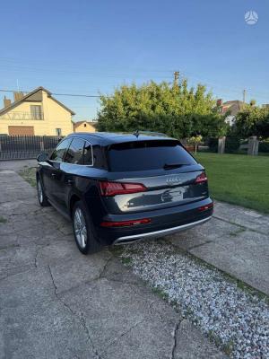 Grey Audi Q5 2019 in Kaunas, with an engine capacity of 1.98 L and mileage of 100 thousand km for 23750 €, photo 5 on AUTOMOTO.COM.LV