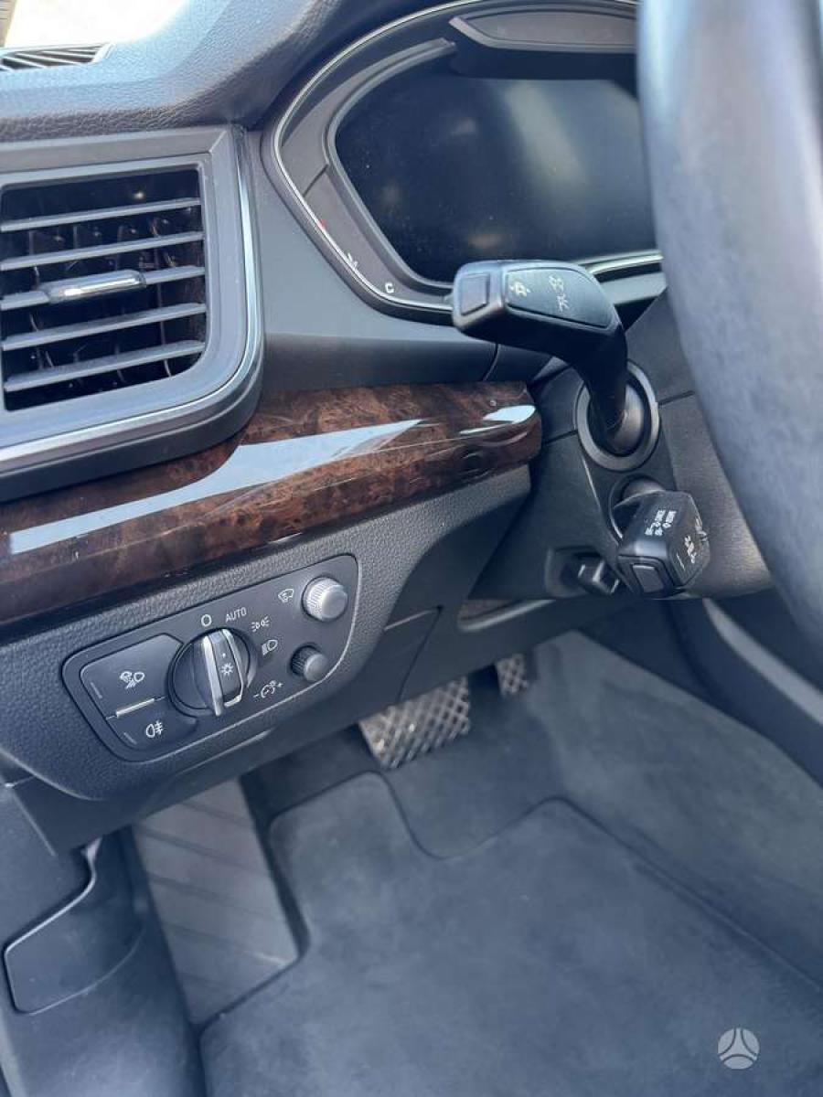 Grey Audi Q5 2019 in Kaunas, with an engine capacity of 1.98 L and mileage of 100 thousand km for 23750 €, photo 9 on AUTOMOTO.COM.LV