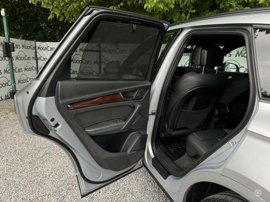 Grey Audi Q5 2019 in Vilnius, with an engine capacity of 1.98 L and mileage of 118 thousand km for 22300 €, photo 15 on AUTOMOTO.COM.LV
