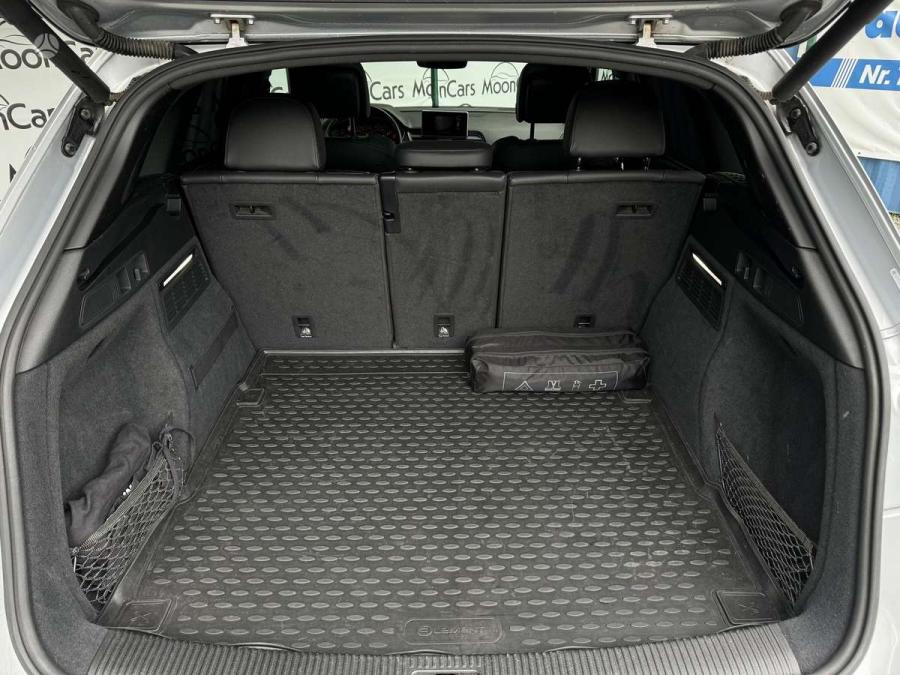 Grey Audi Q5 2019 in Vilnius, with an engine capacity of 1.98 L and mileage of 118 thousand km for 22300 €, photo 16 on AUTOMOTO.COM.LV