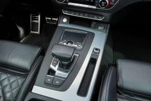 Pelēks Audi Q5 2019 Kauņa, ar dzinēja tilpumu 2.97 L un nobraukumu 252 tūkst. km par 26250 €, foto 22 vietnē AUTOMOTO.COM.LV