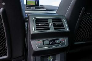 Pelēks Audi Q5 2019 Kauņa, ar dzinēja tilpumu 2.97 L un nobraukumu 252 tūkst. km par 26250 €, foto 34 vietnē AUTOMOTO.COM.LV
