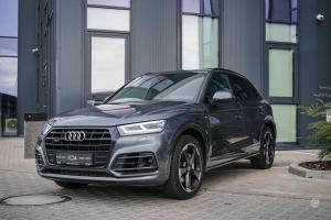 Grey Audi Q5 2019 in Kaunas, with an engine capacity of 2.97 L and mileage of 252 thousand km for 25950 €, photo 6 on AUTOMOTO.COM.LV
