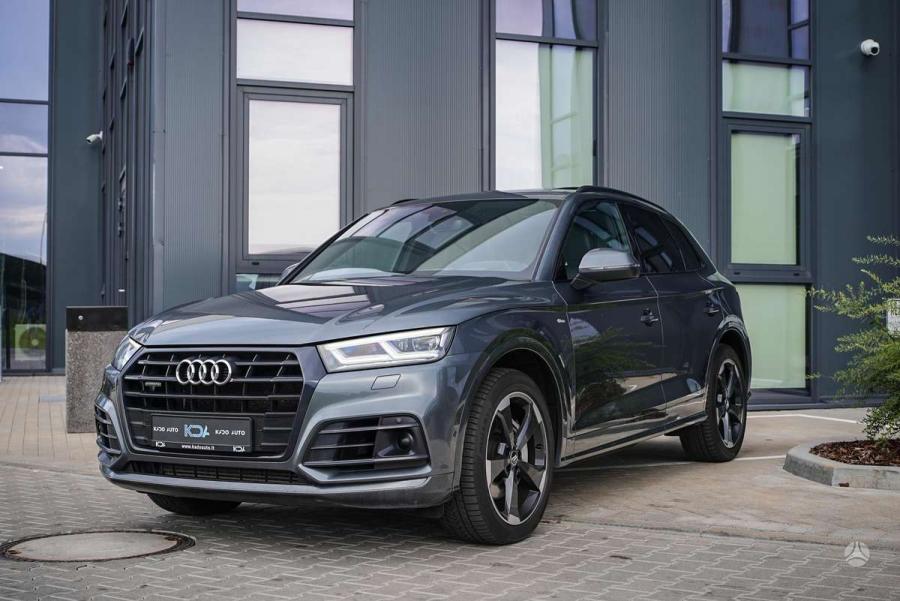 Grey Audi Q5 2019 in Kaunas, with an engine capacity of 2.97 L and mileage of 252 thousand km for 25950 €, photo 6 on AUTOMOTO.COM.LV