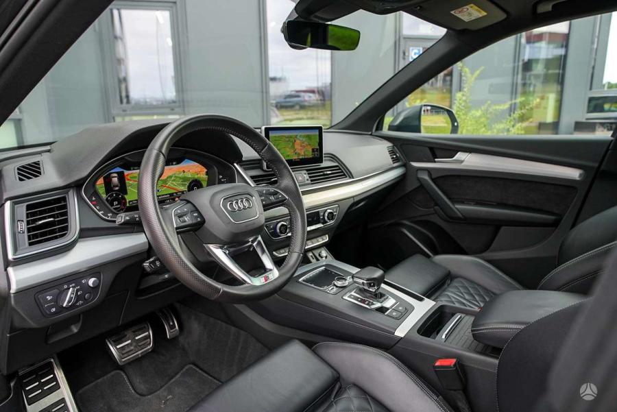 Grey Audi Q5 2019 in Kaunas, with an engine capacity of 2.97 L and mileage of 252 thousand km for 25950 €, photo 29 on AUTOMOTO.COM.LV