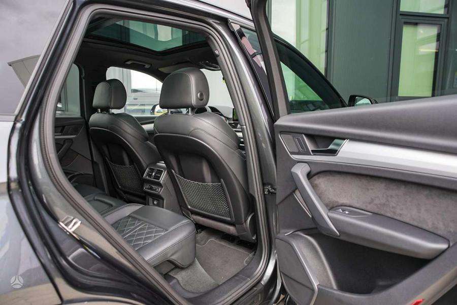 Grey Audi Q5 2019 in Kaunas, with an engine capacity of 2.97 L and mileage of 252 thousand km for 25950 €, photo 38 on AUTOMOTO.COM.LV